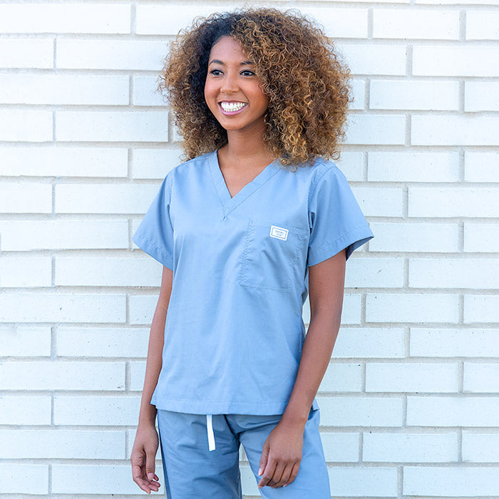 When Is It Time To Get a New Lab Coat? – Blue Sky Scrubs